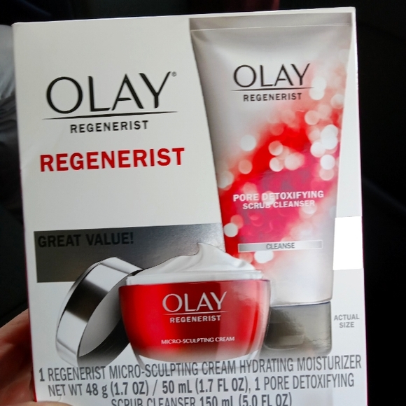 OLAY | Skincare | Olay Regenerist Face Wash And Cream Set Nwt | Poshmark